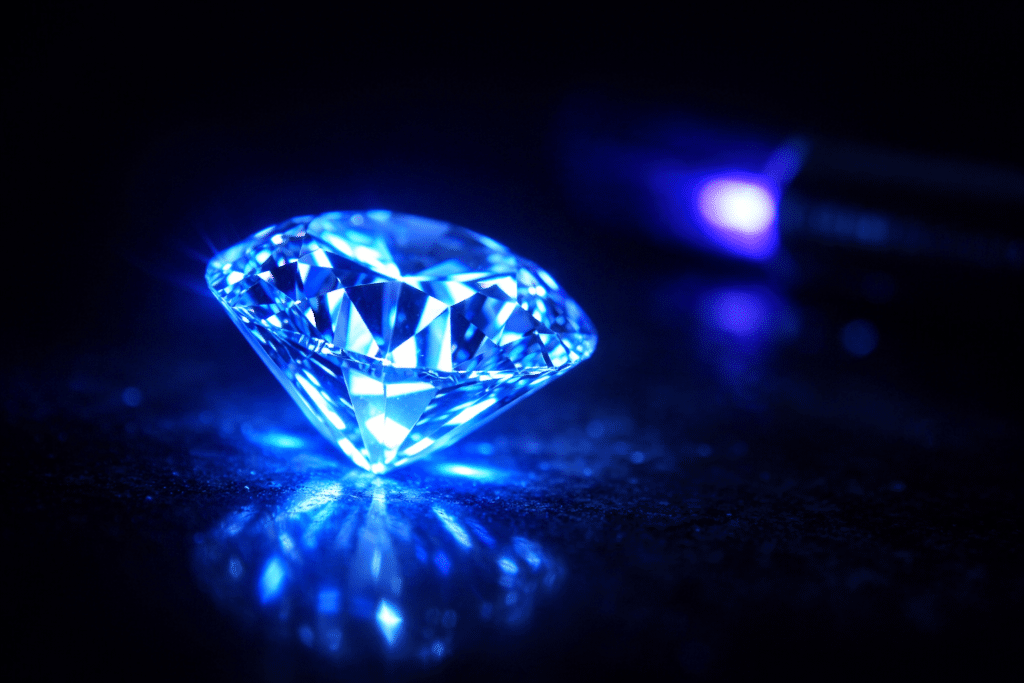 Diamonds Explained | The Truth About Fluorescence